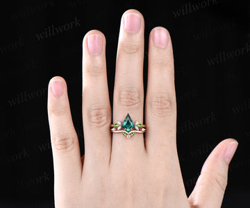 Vintage May Birthstone Kite Cut Emerald Engagement Ring Set Moissanite ...
